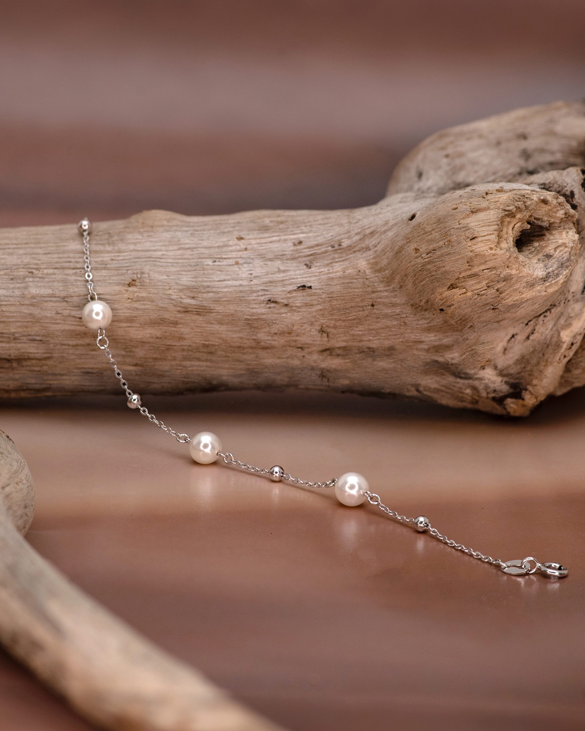 Rhea Shell Pearl Bracelet in Sterling Silver | Chamathka Jewellers